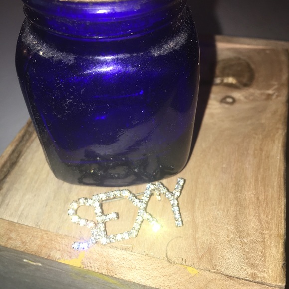 Jewelry Vintage Sexy Pin Poshmark